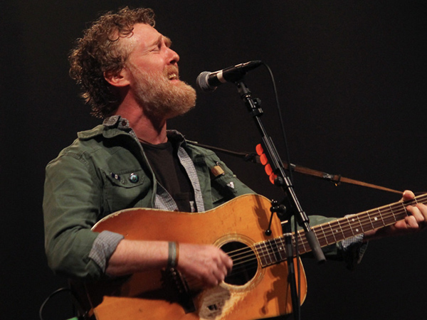 6 Famous Musicians Who Started Out By Busking - Roadie Music Blog