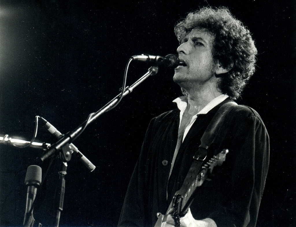 25 Best Guitar Songs From TakeLessons 25-best-guitar-songs-from-takelessons