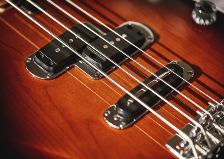 Lap Steel Tuning Explained - Roadie Music Blog