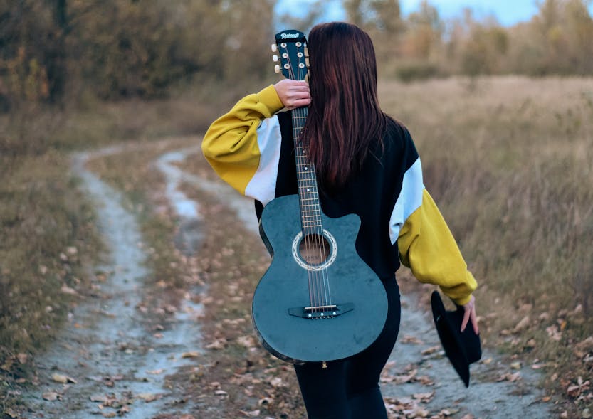 5 Beginner Guitar Songs to Learn with The Roadie Coach App - Roadie ...